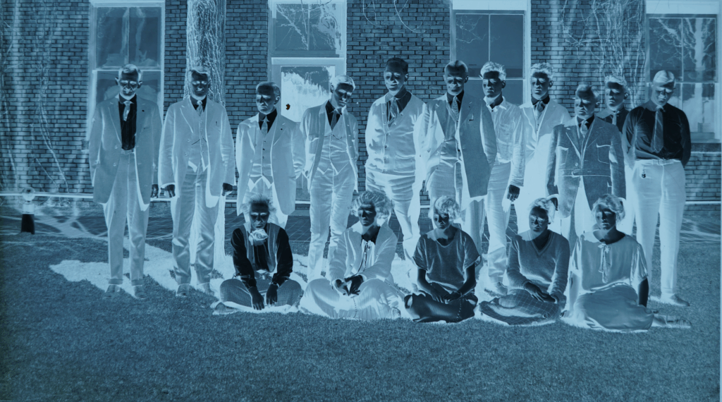 Dry Plate Negatives: Everyday Photography Begins - Scanthology